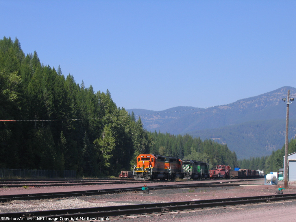 BNSF 6817, 8050, 6818, and 8058